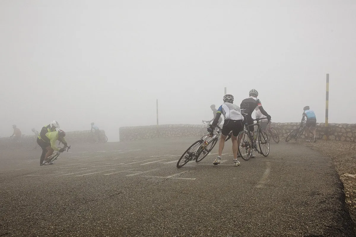 How to ride in crosswinds | Cyclist