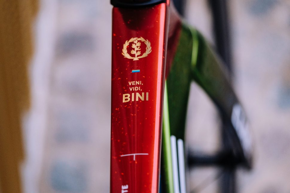 BIniam Girmay's 2022 World Championships bike | Cyclist