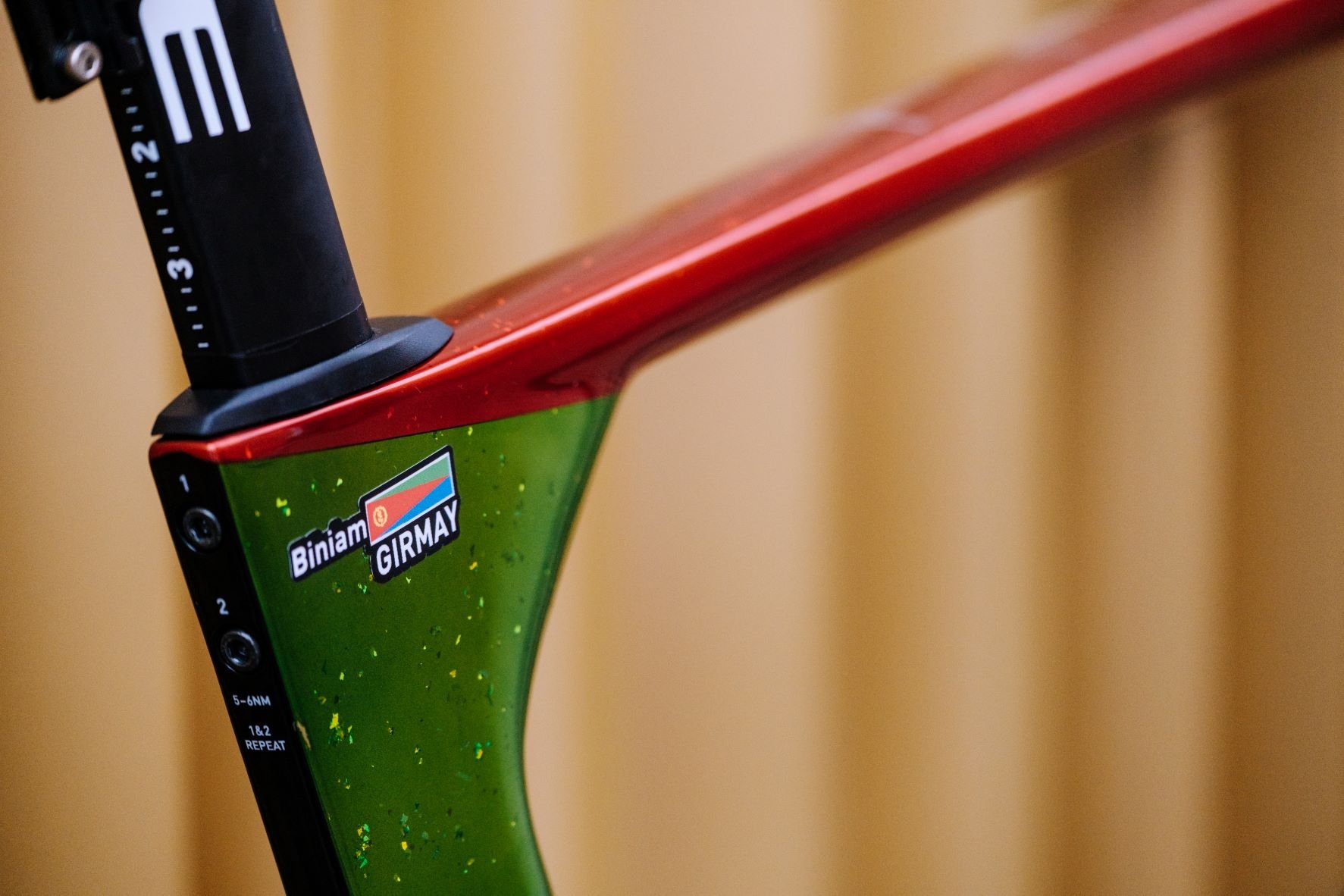 BIniam Girmay's 2022 World Championships bike | Cyclist