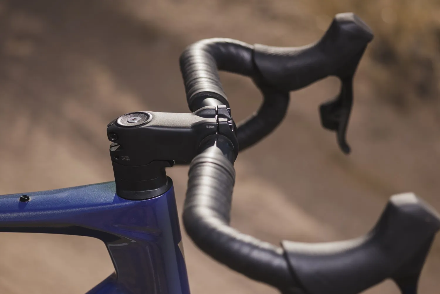 The new Giant Revolt has cable integration and downtube storage | Cyclist