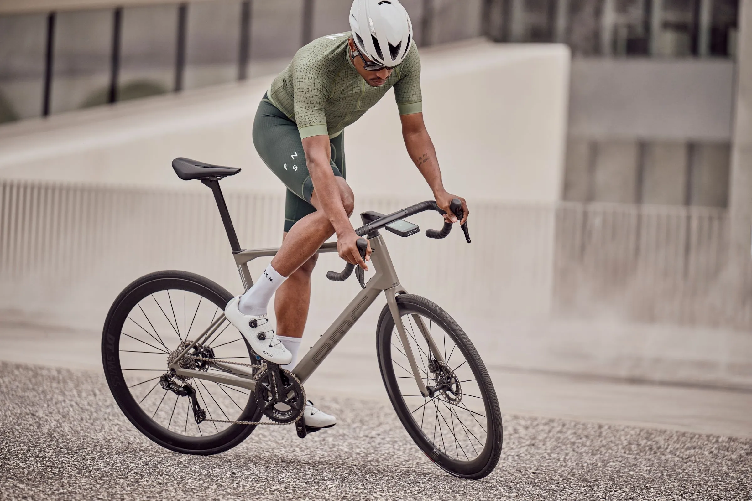 New Jespr bike computer has power estimation, wireless data and a hi ...