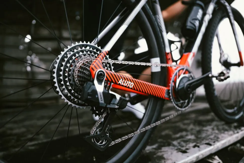 Factor Aluto gravel bike is a lightweight alternative to Ostro Gravel ...
